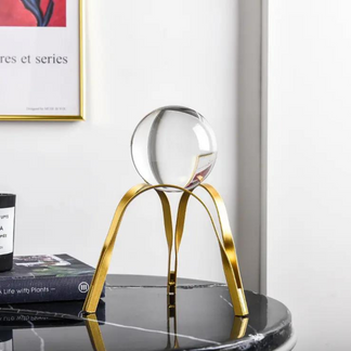 Crystal Ball Decor – Moderny